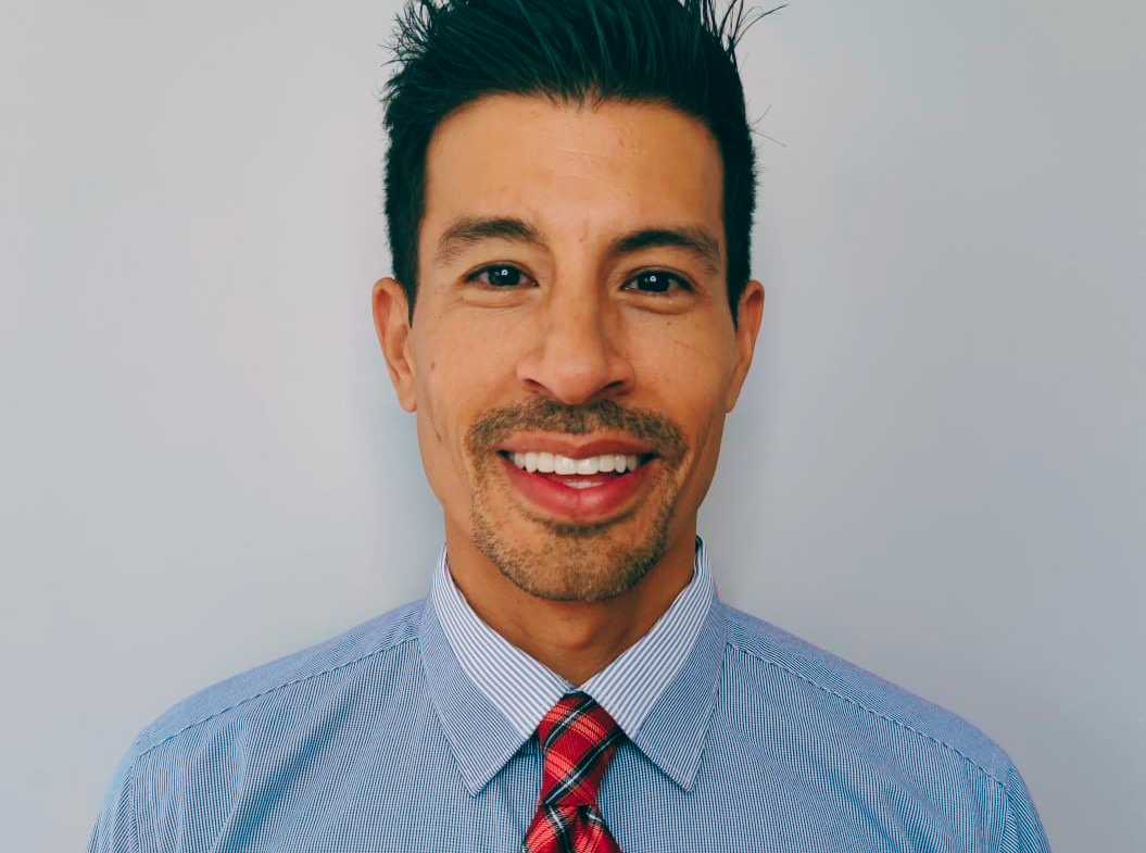 Langu | Professional English teacher Steve Villalobos